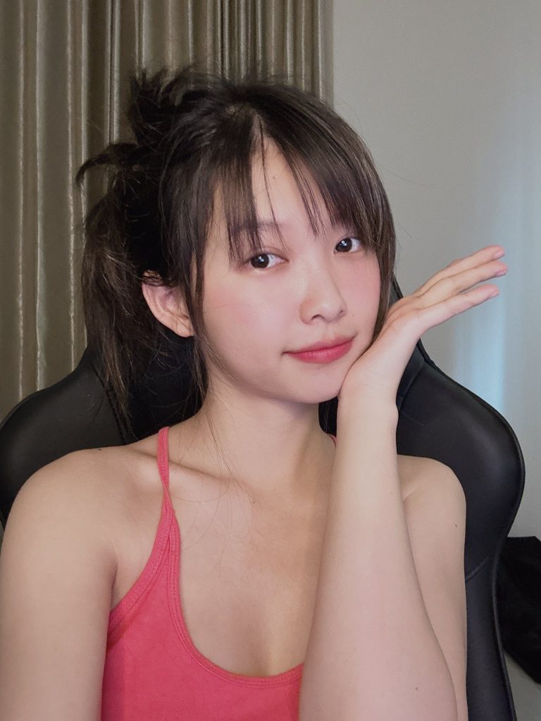 น้องคิมมี่ kimmyyoy สตรีมเมอร์สาวน่ารักมาพร้อมความเสียวเซ็กซี่สุด