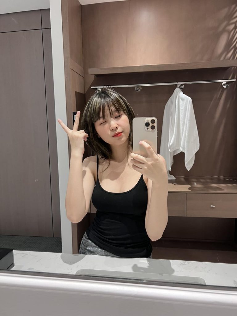 น้องคิมมี่ kimmyyoy สตรีมเมอร์สาวน่ารักมาพร้อมความเสียวเซ็กซี่สุด